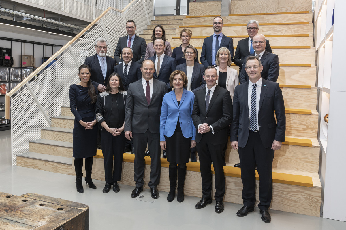 Landesregierung und BASF-Vorstand beraten über den Standort ...