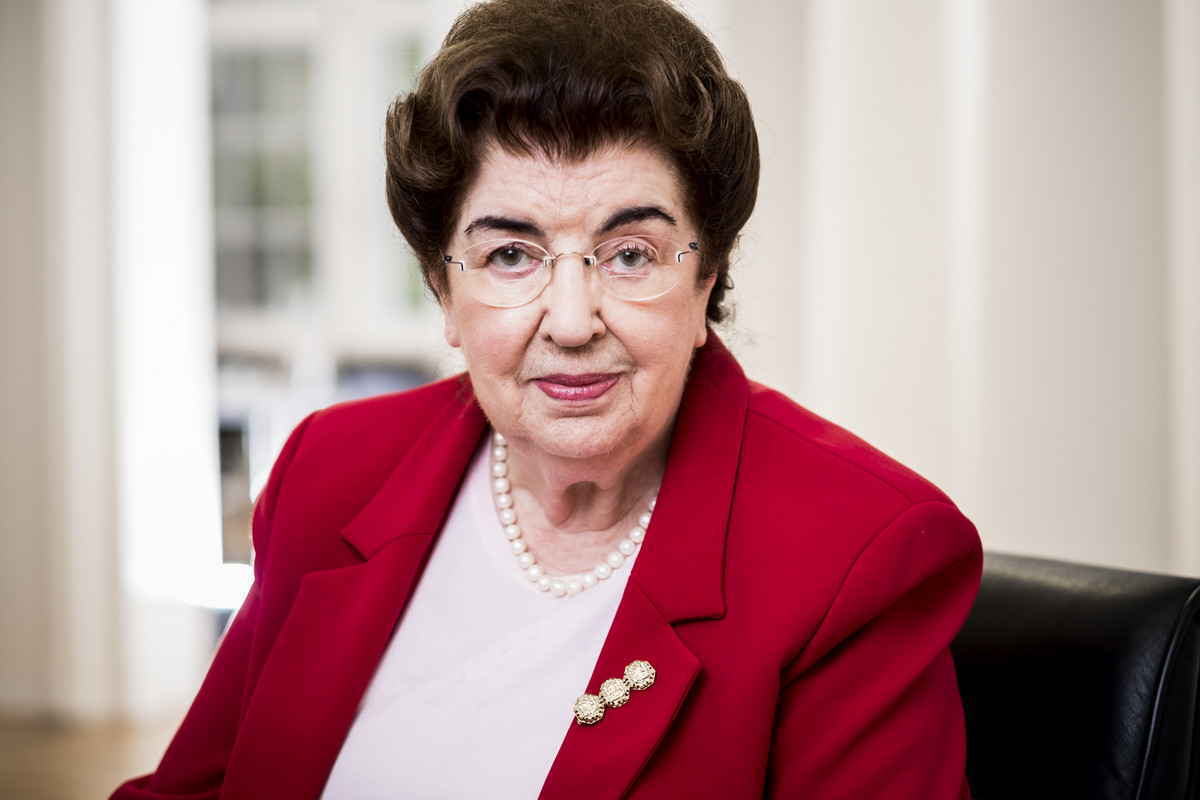 Dr. Lore Maria Peschel-Gutzeit ist erste Preisträgerin des ...