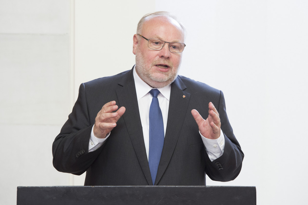 Google muss Antisemitismus im Internet aktiv bekämpfen . Internetportal ...